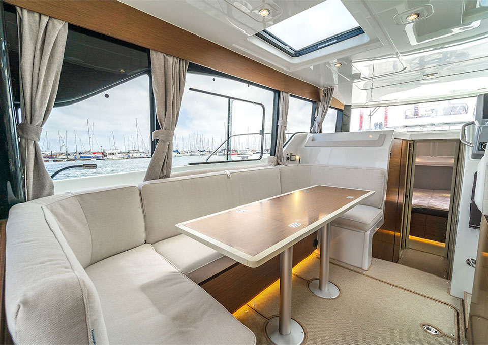 Delphia 11 Sedan | Delphia Yachts